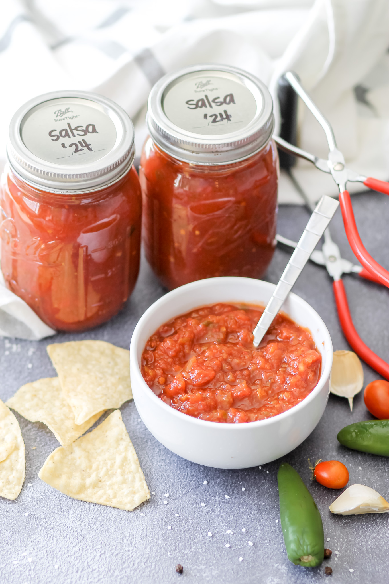 Canned Homemade Salsa - Genuinely Jana