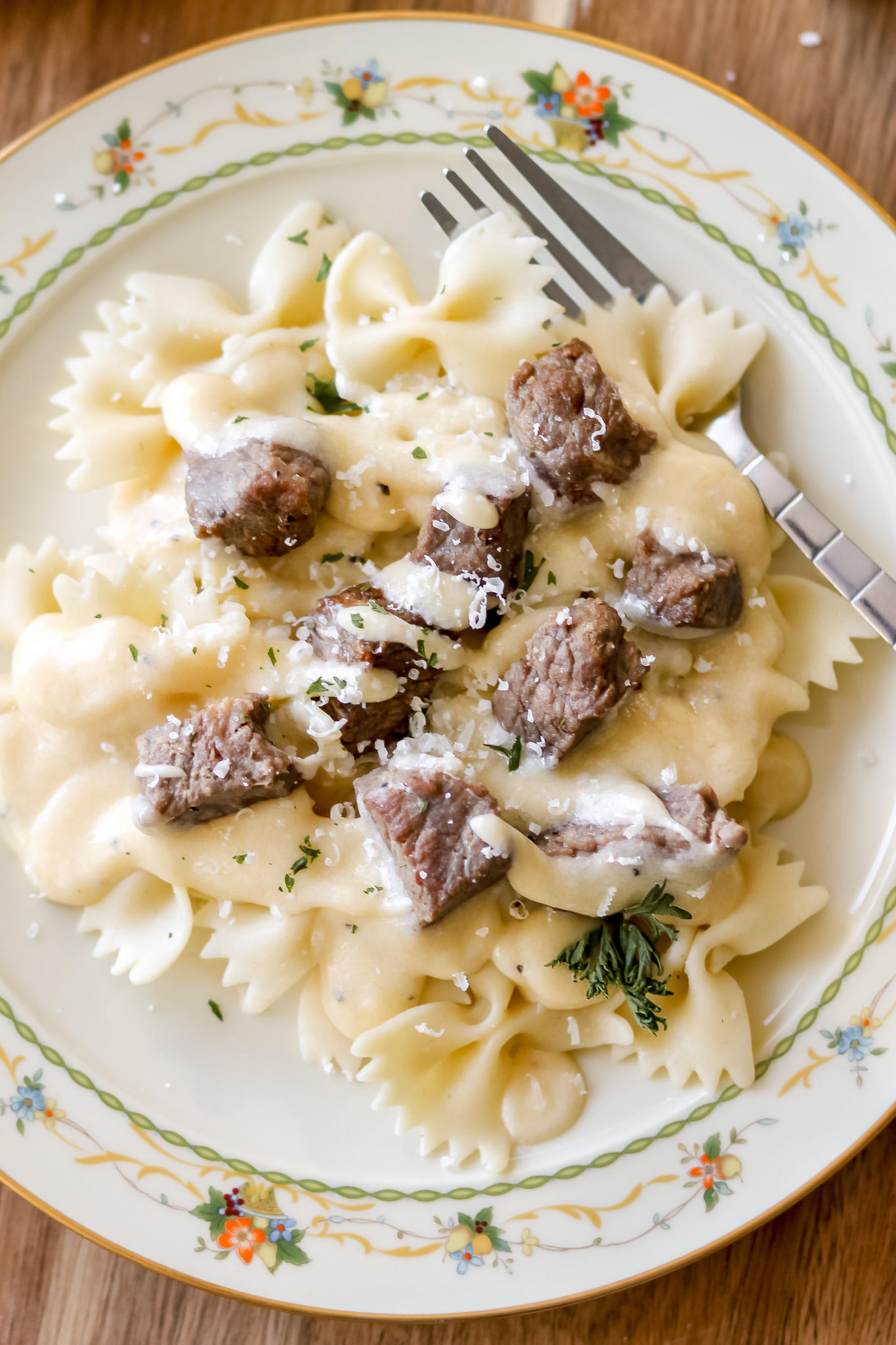 Steak Alfredo - Genuinely Jana