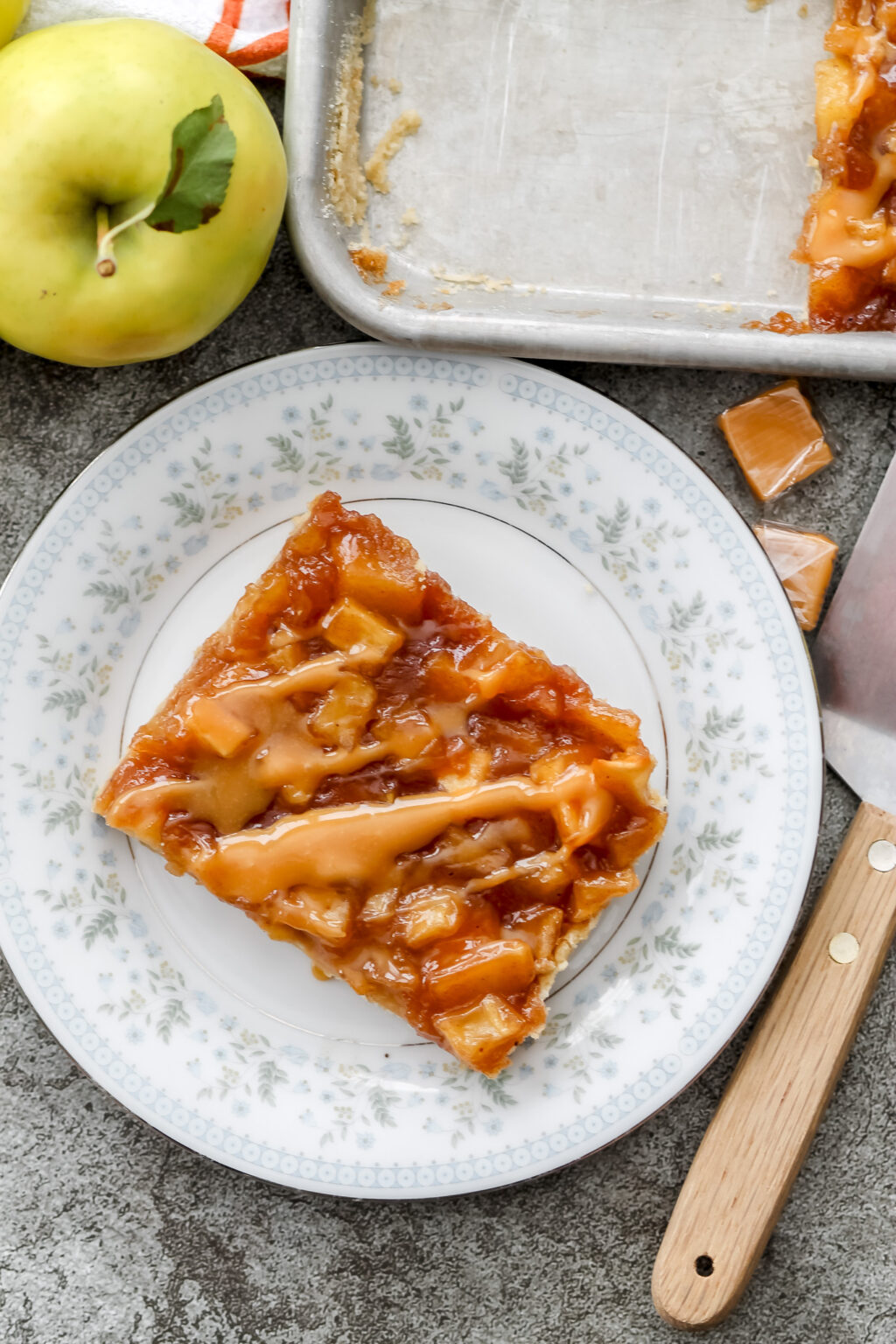 Sheet Pan Apple Pie - Genuinely Jana